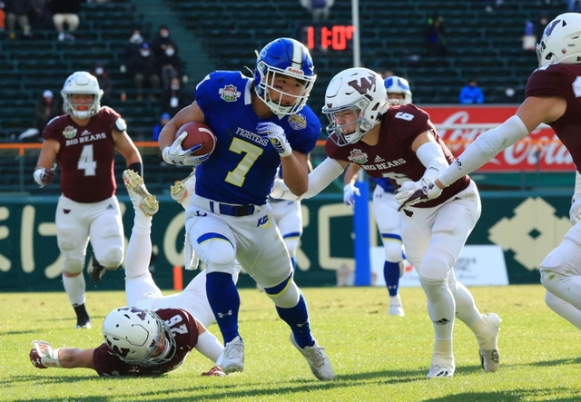 甲子園ボウル 関学大、大会記録に並ぶV5 RB前島3TD「技術とメンタルかみ合った」｜スポーツ｜神戸新聞NEXT