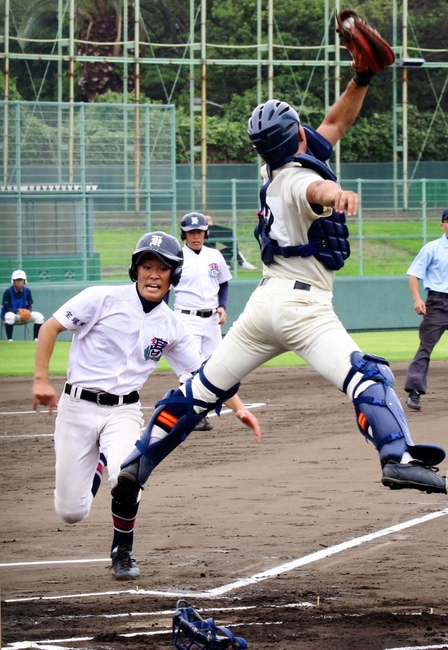 神戸新聞NEXT｜兵庫県内｜スポーツ｜兵庫の高校野球｜高校野球写真集