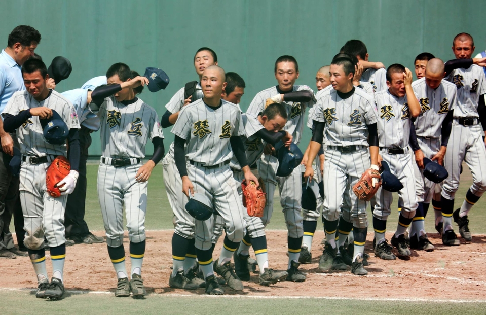 神戸新聞NEXT｜兵庫県内｜スポーツ｜兵庫の高校野球｜高校野球写真集